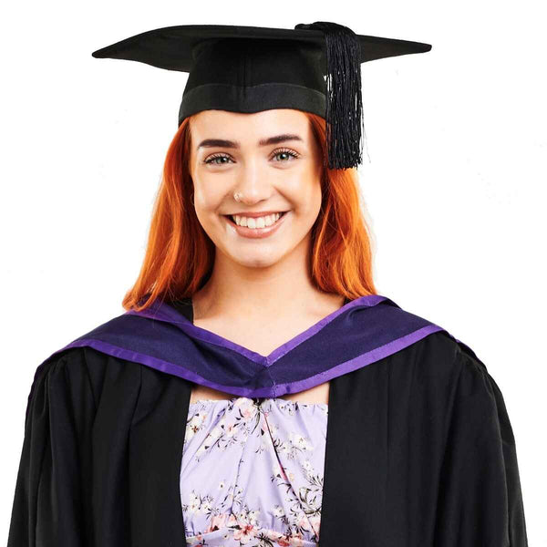 Southampton Solent University Graduation Set (Hire)