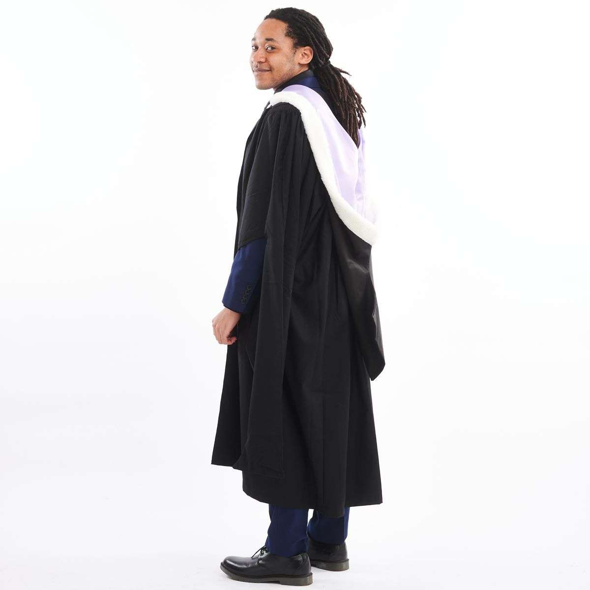Liverpool University Bachelors Graduation Set – Churchill Gowns