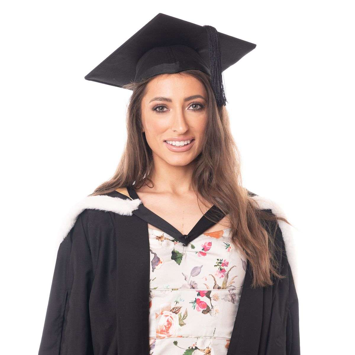 Newcastle University Bachelors Graduation Set (Hire) – Churchill Gowns