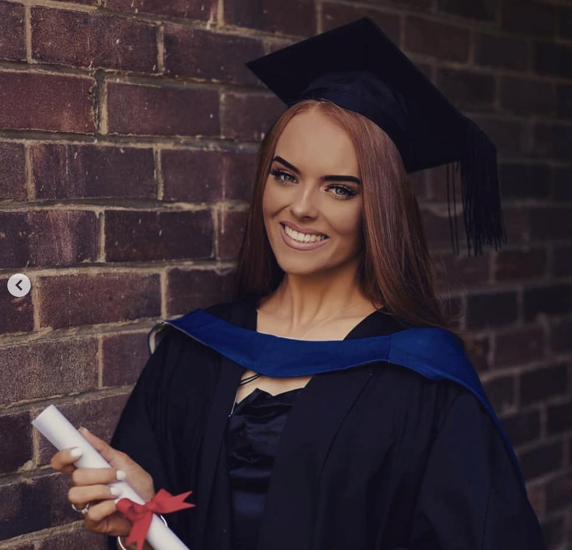 University of Reading Masters Graduation Set (Hire) – Churchill Gowns